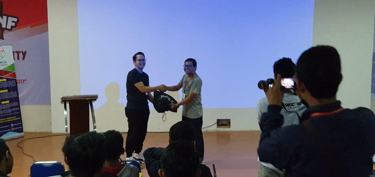 Menjadi Pembicara pada IDSECCONF 2019 – Zka's Blog